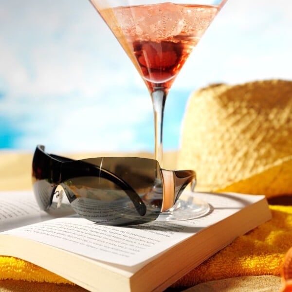 The Beachcomber Cocktail {recipe} and other Beachy libations