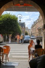 Café and Casual Dining in Paris and French Lemonade with Lavender {recipe}