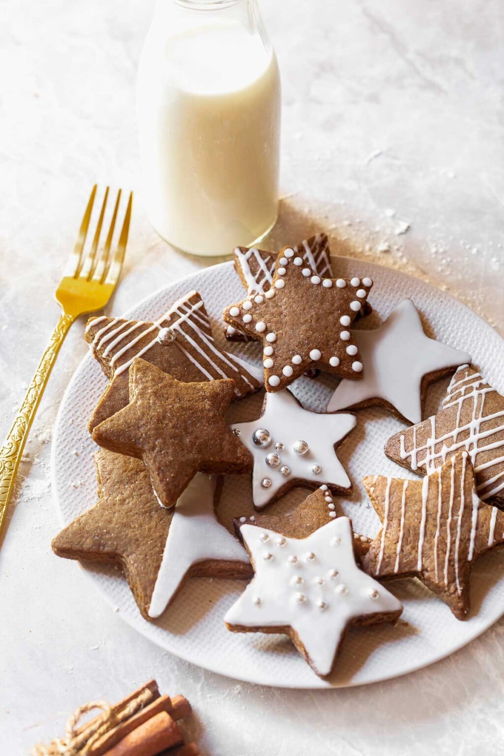 Gingerbread Star Cookies (Christmas cookie recipe) - Boulder Locavore